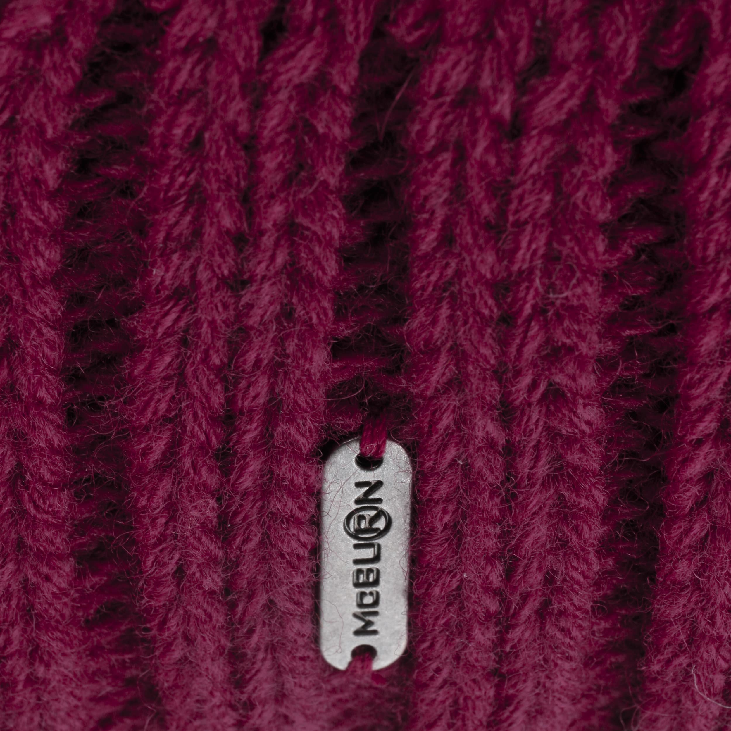 Bonnet à Pompon Giant by McBURN - 45,95