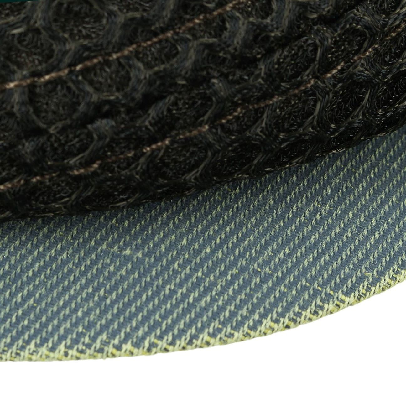 Casquette Plate Belfast Mesh by Stetson - 79,00